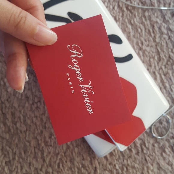 Roger Vivier | Bags | Authentic Roger Vivier Love Wallet On A Chain ...